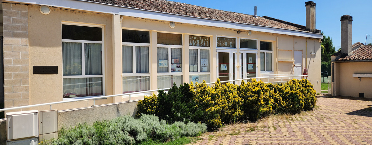 Les écoles - Commune de Cabara